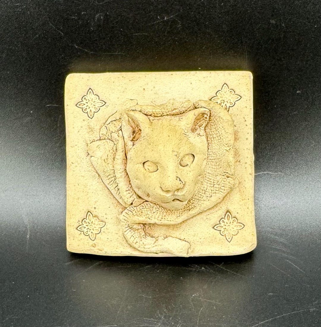 Quaint Little Plaster Cast Feline Wall Plaque Cat or Panther Leopard ...