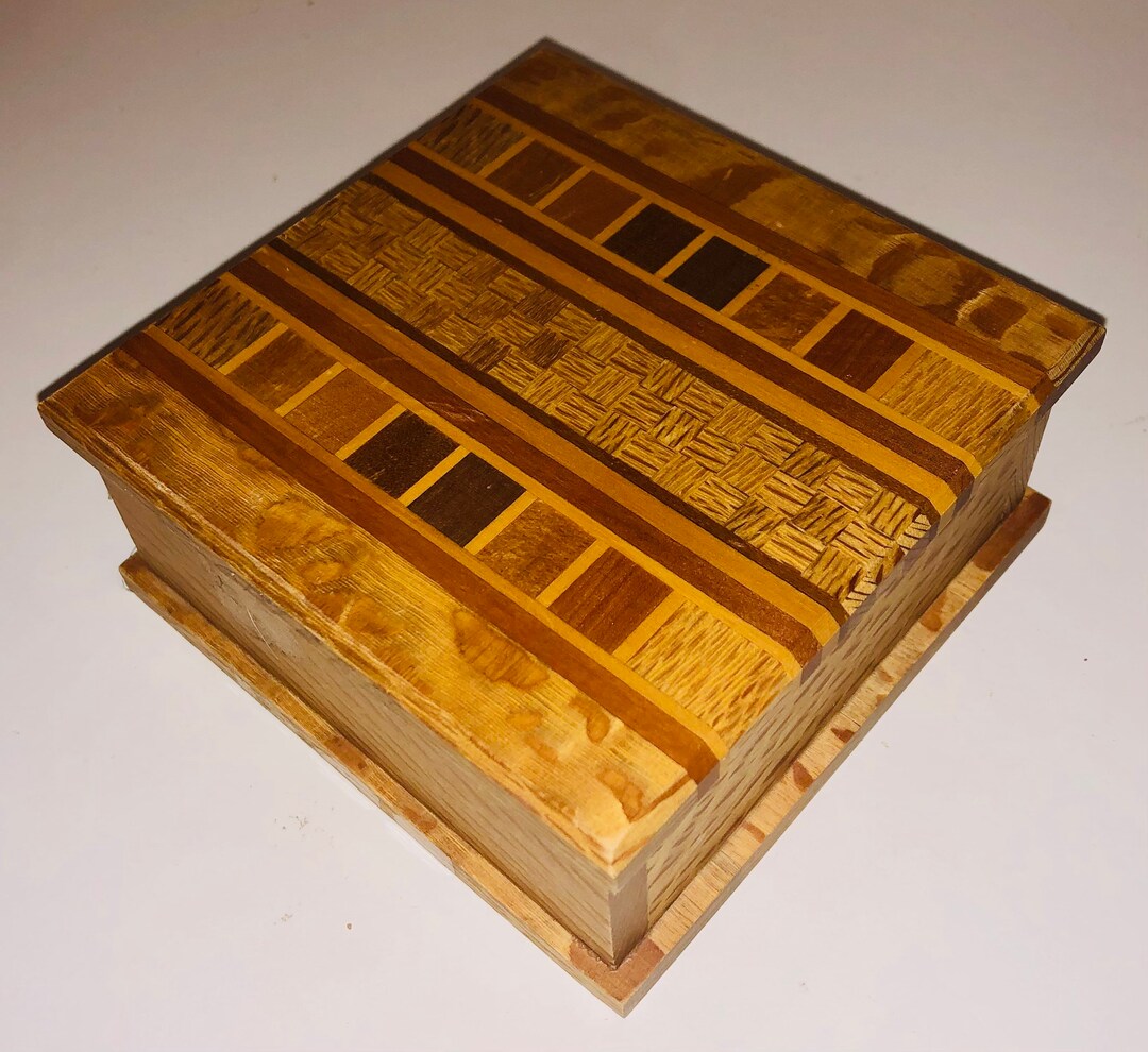 Vintage Sovereign Woodware Marquetry Trinket Box New Zealand NZ Nativeh ...