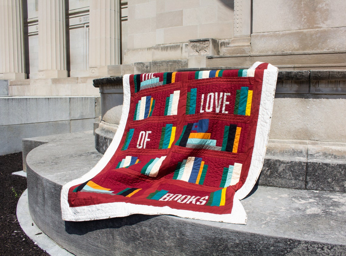 My Library Quilt - Etsy