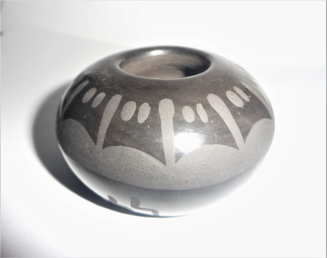 Native American Santa Clara Pottery, Traditional Black on Black Pottery ...