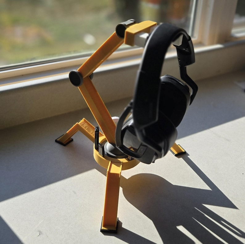 Inserter Headphone Stand and USB Holder. Inspired by Factorio - Etsy