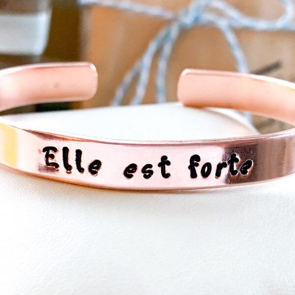 Elle Est Forte - Etsy