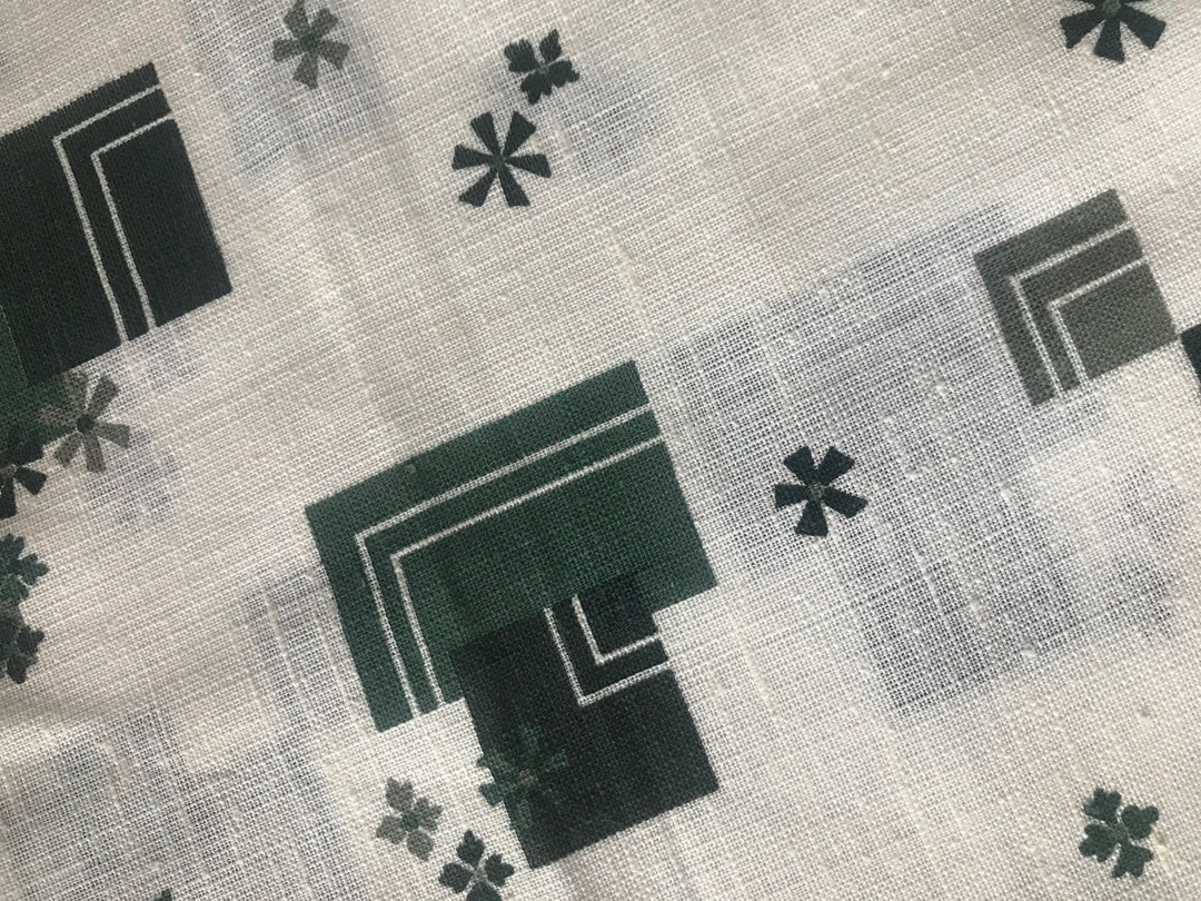 Vintage Mid-century 1950s Fabric With Geometric Shapes in Shades of ...