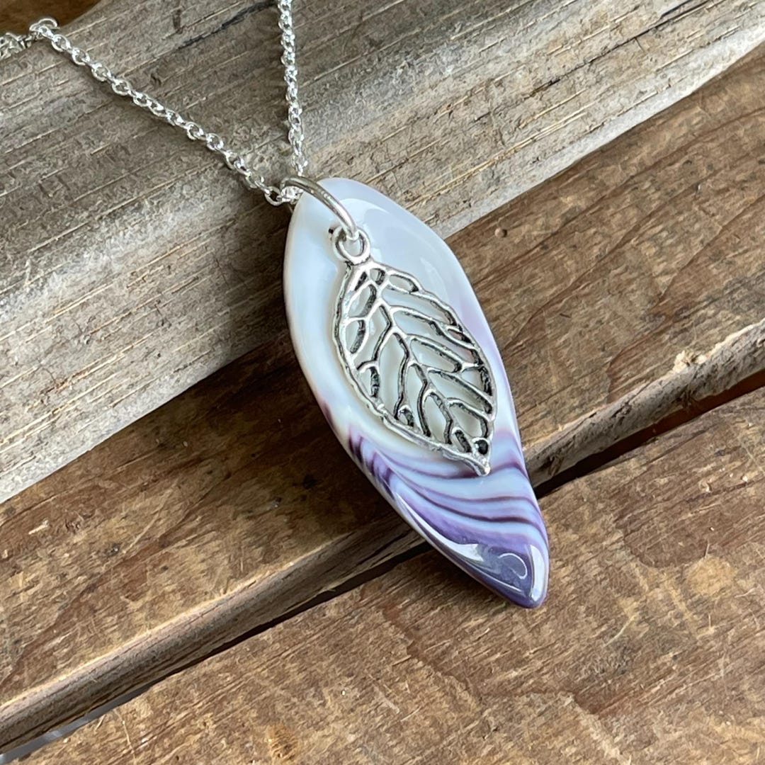 Wampum Pendant With Leaf, Handmade Striped Wampum Jewelry From Buzzard ...