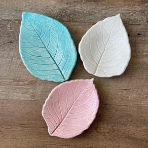 Hydrangea Leaf Dishes, Set of 3, Ceramic Leaf Plates, Hydrangea Soap ...