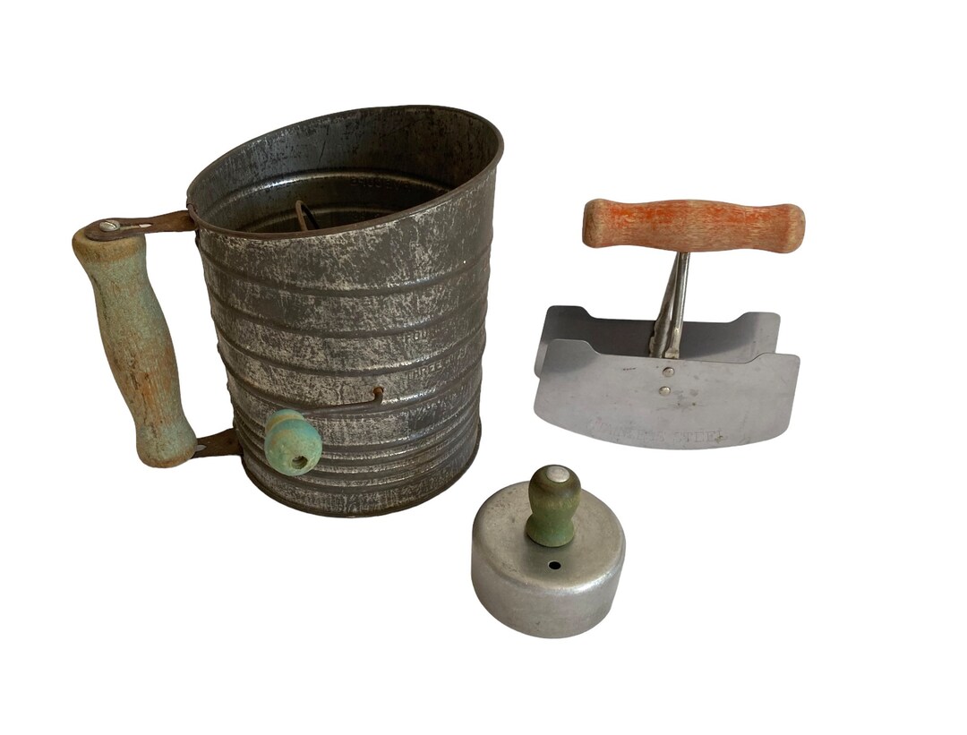 Antique Kitchen Tools/wood Handle Sifter, Biscuit and Crust Cutter ...