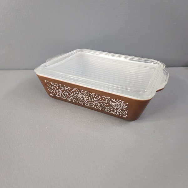 Vintage Pyrex Dish - Etsy