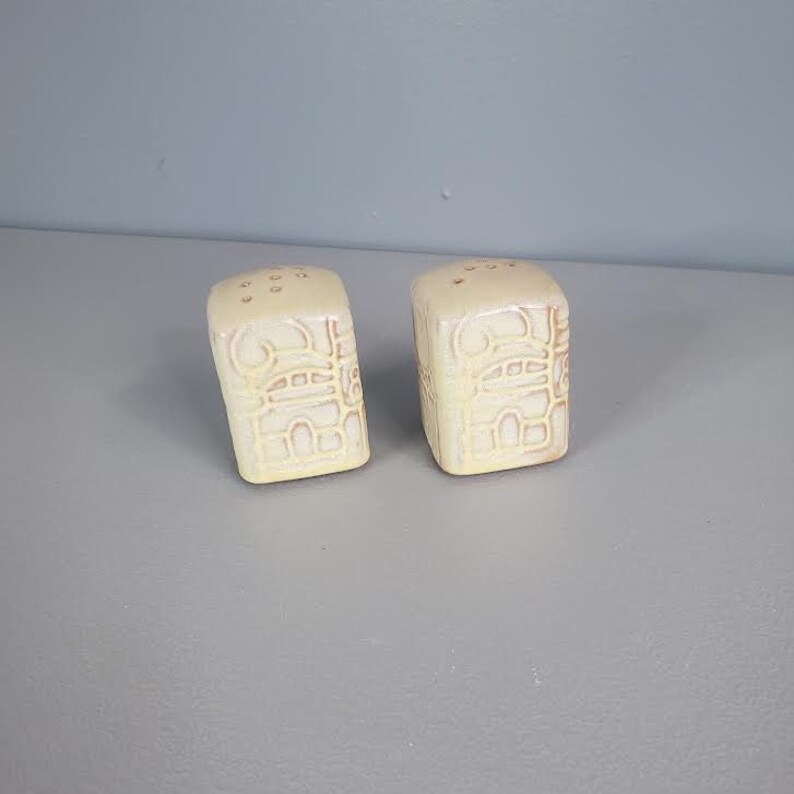 Frankoma Pottery Mayan Aztec Salt and Pepper Shakers - Etsy