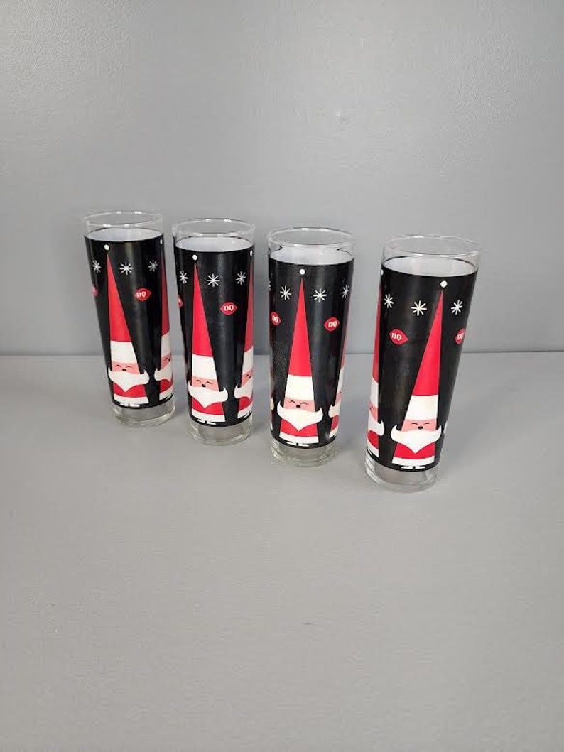 Set of 4 Retro Santa Clause Design Highball Tumblers - Etsy