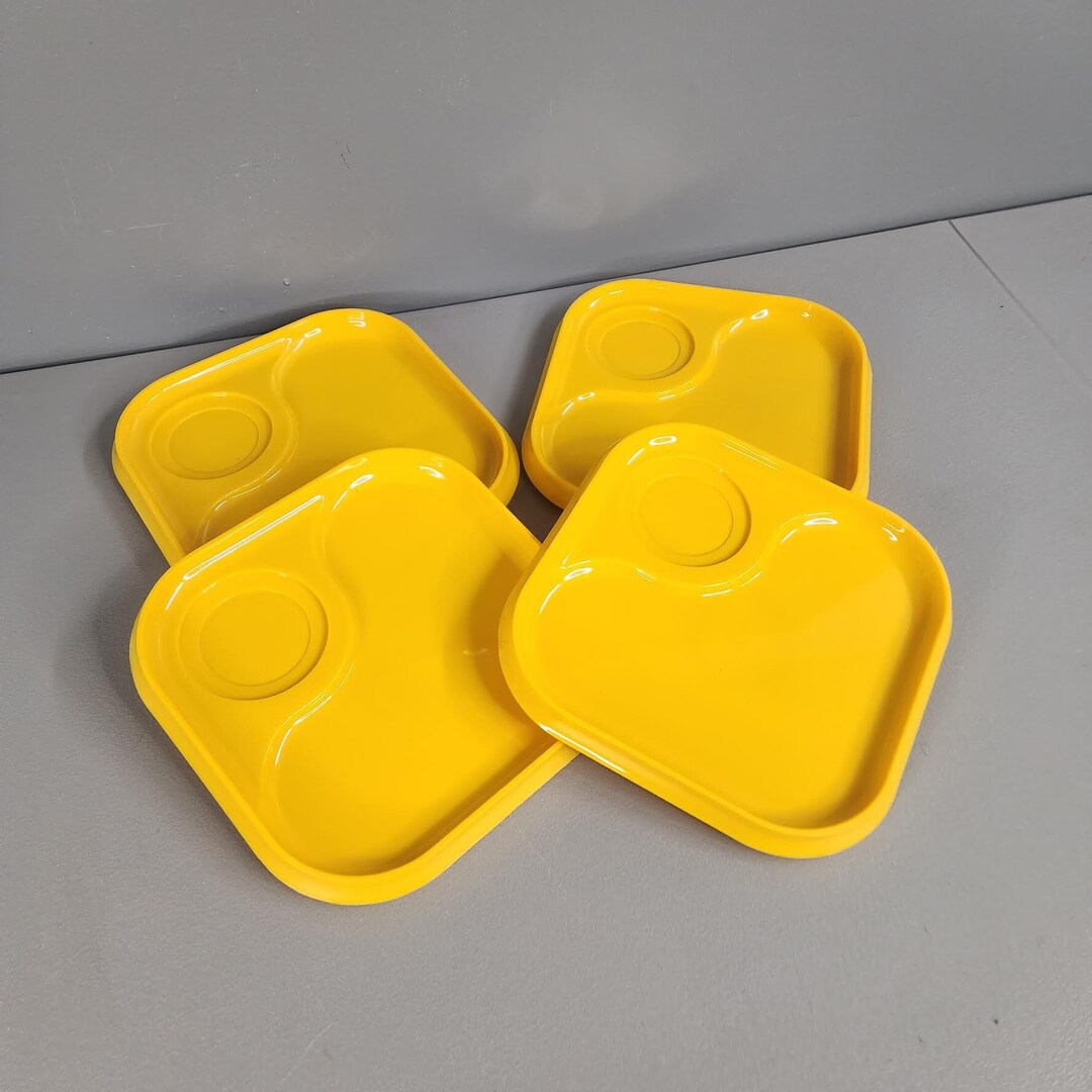 Set of 4 Yellow Ingrid Stackable Plates - Etsy