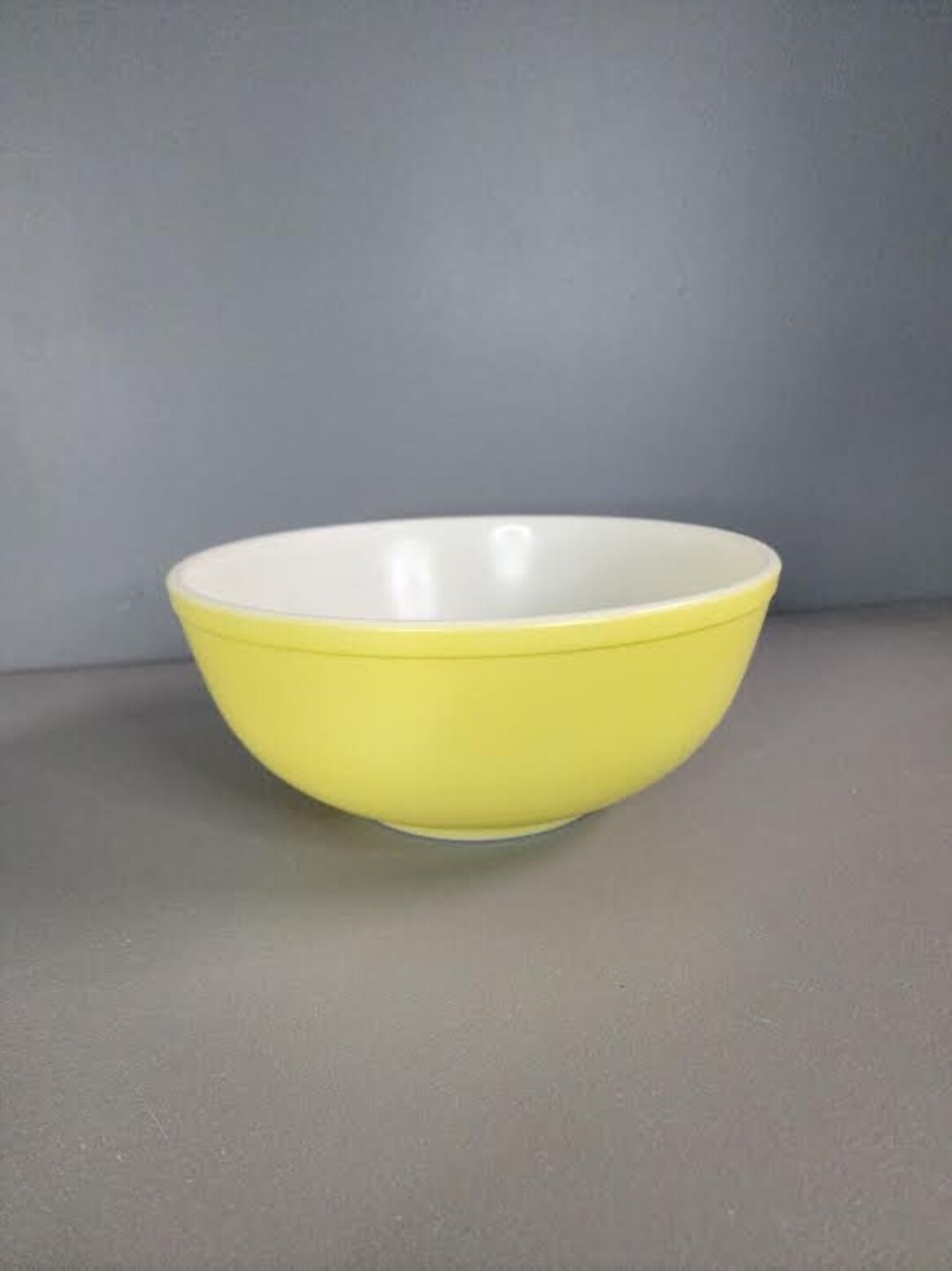 Large Yellow Pyrex 404 Mixing Bowl 4 Qt - Etsy