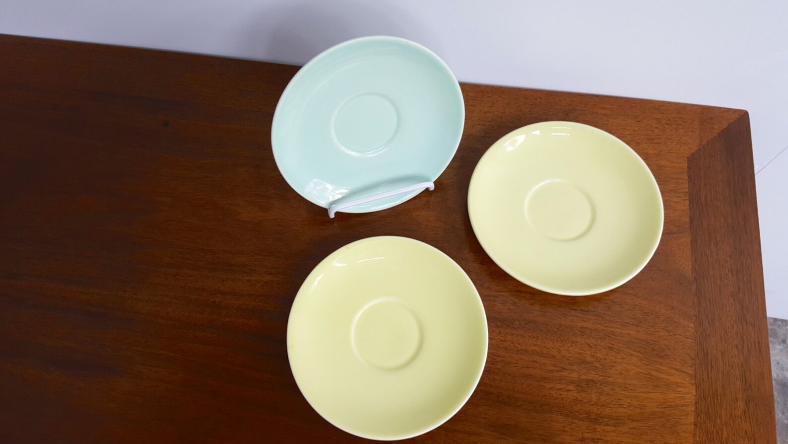 Set of 3 Assorted Luray Pastels Saucer Plates - Etsy