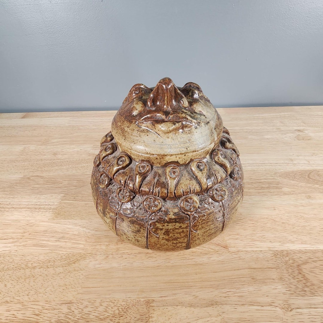 Micheal Schlyer Lidded Face Pottery Vessel - Etsy
