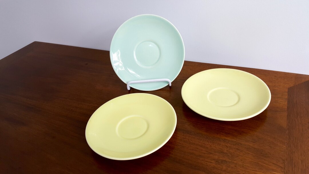 Set of 3 Assorted Luray Pastels Saucer Plates - Etsy