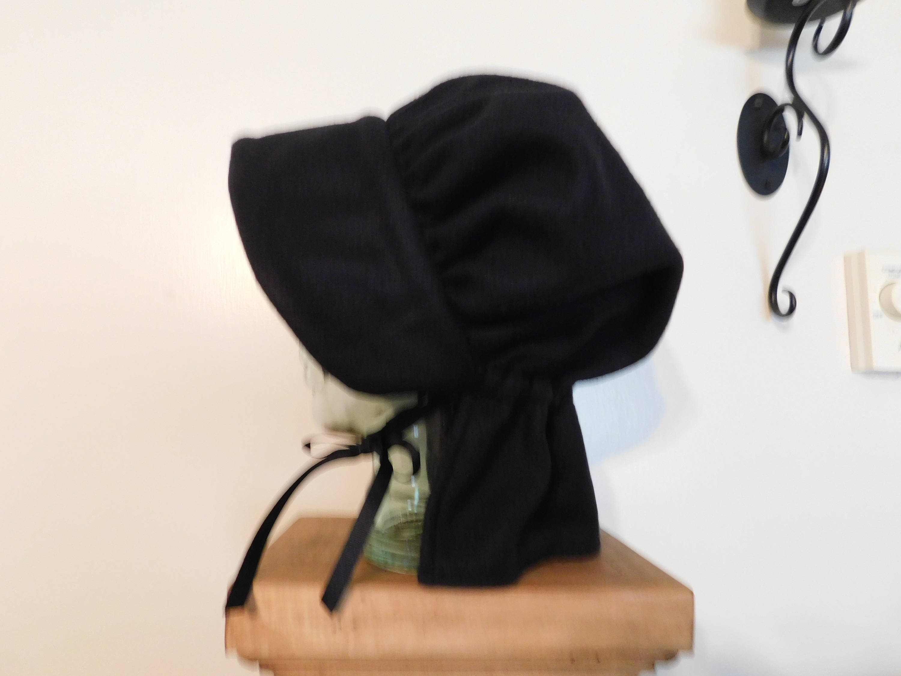 Black bonnet Amish winter bonnet pioneer costume wool hat | Etsy