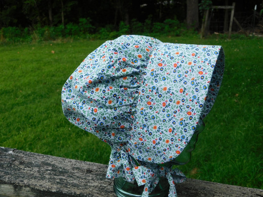 Pioneer Bonnet, Delicate Flower Print, Amish Bonnet, Frontier Bonnet ...