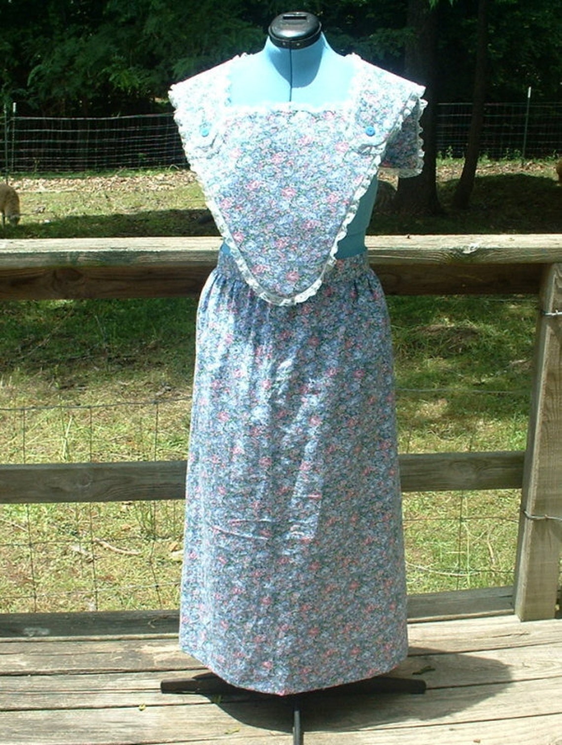 Full Apron in Blue and Pink Victorian Apron Full Apron - Etsy Sweden