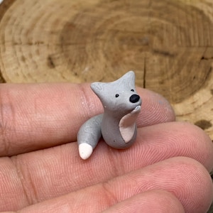 Miniature Wolf, Grey Wolf Figurine, Tiny Wolf, Fairy Garden Wolf - Etsy