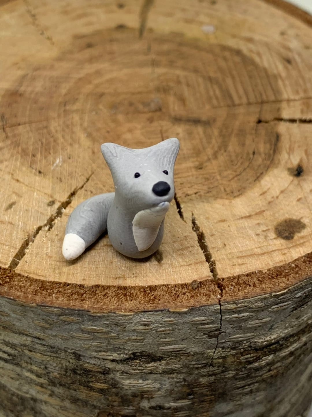 Miniature Wolf, Grey Wolf Figurine, Tiny Wolf, Fairy Garden Wolf - Etsy