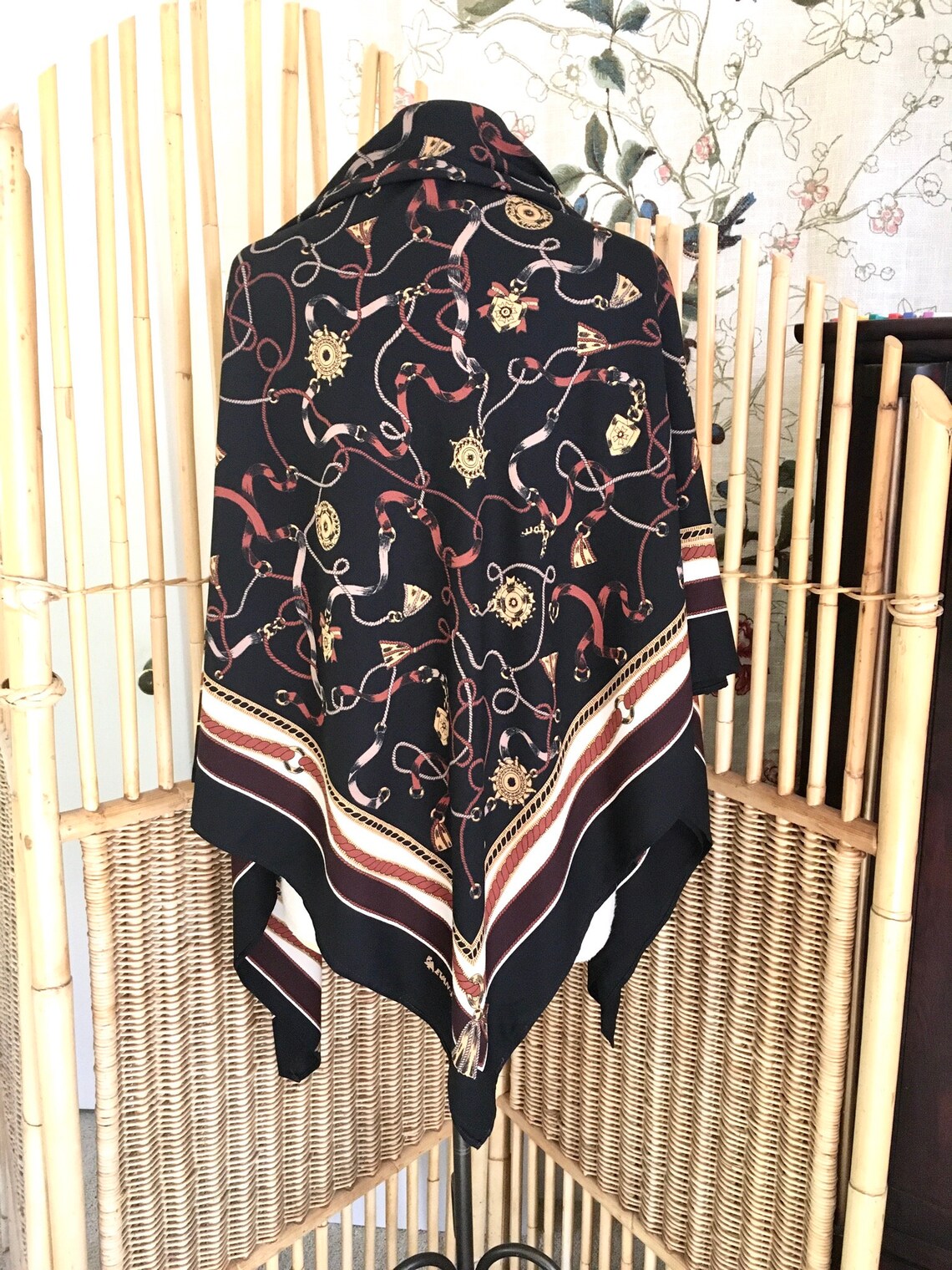 Vintage 80s Evan Picone Shawl Medallion and Rope Design Shawl - Etsy