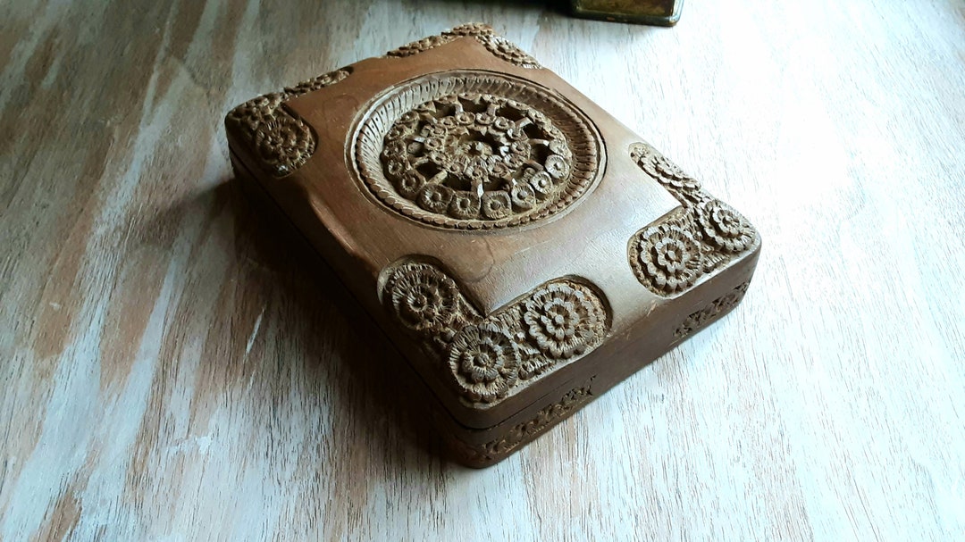 Vintage Carved Wood Box Wood Ring Box Wood Jewelry Box - Etsy