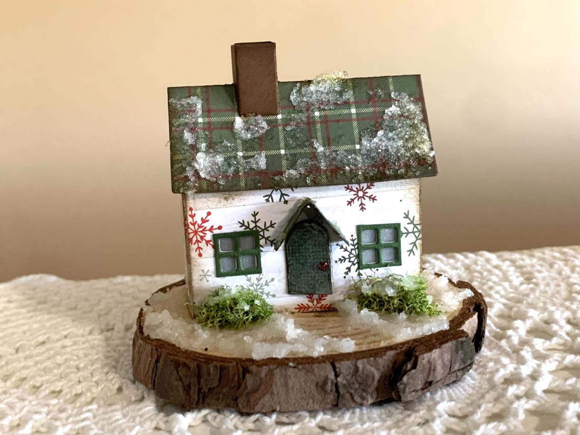 Handmade Christmas Putz House Set: Paper Village on Wood Slice - Etsy