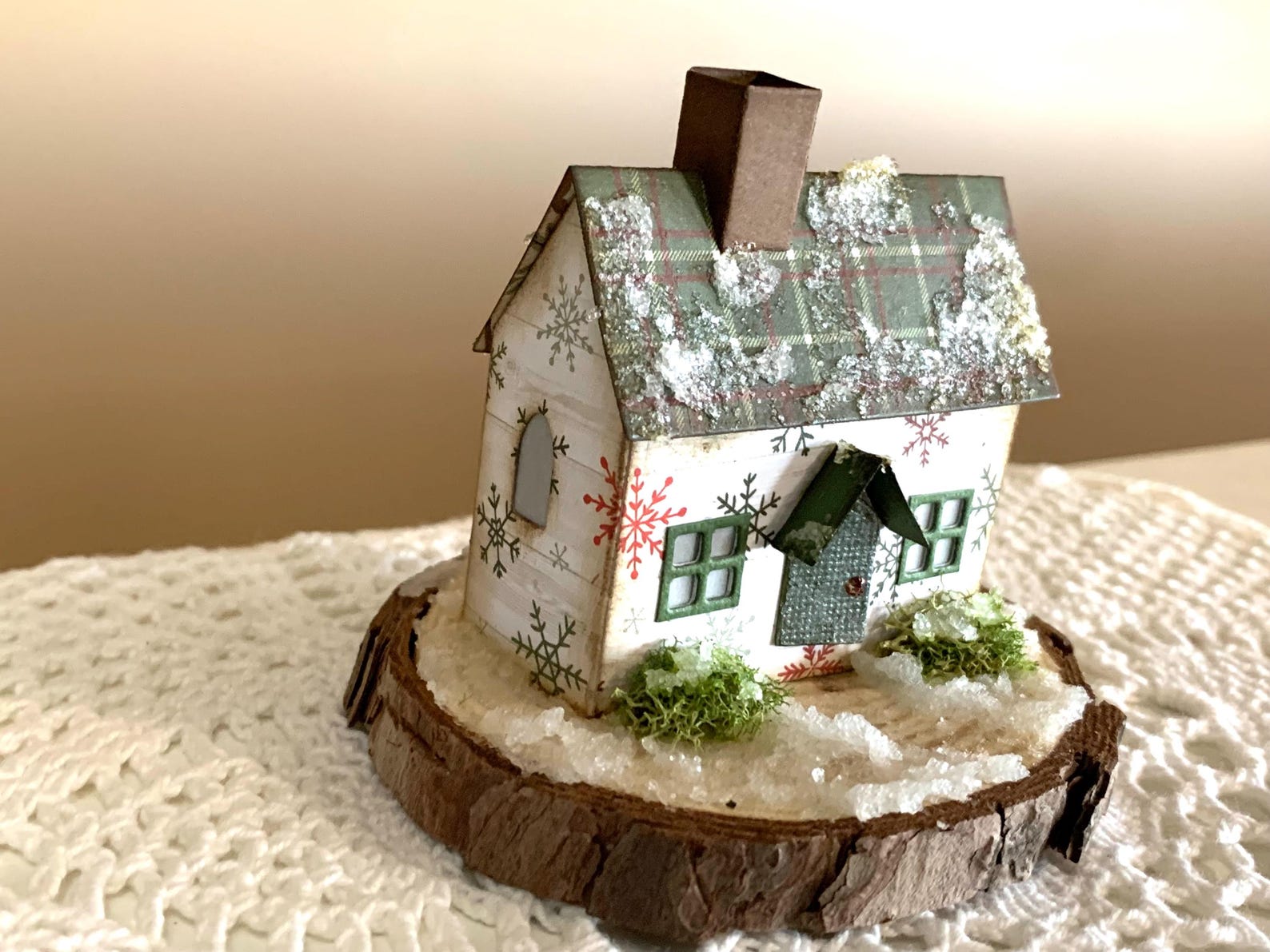 Handmade Christmas Putz House Set: Paper Village on Wood Slice - Etsy