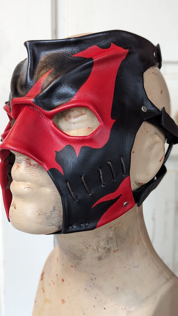 Kane Mask 2002