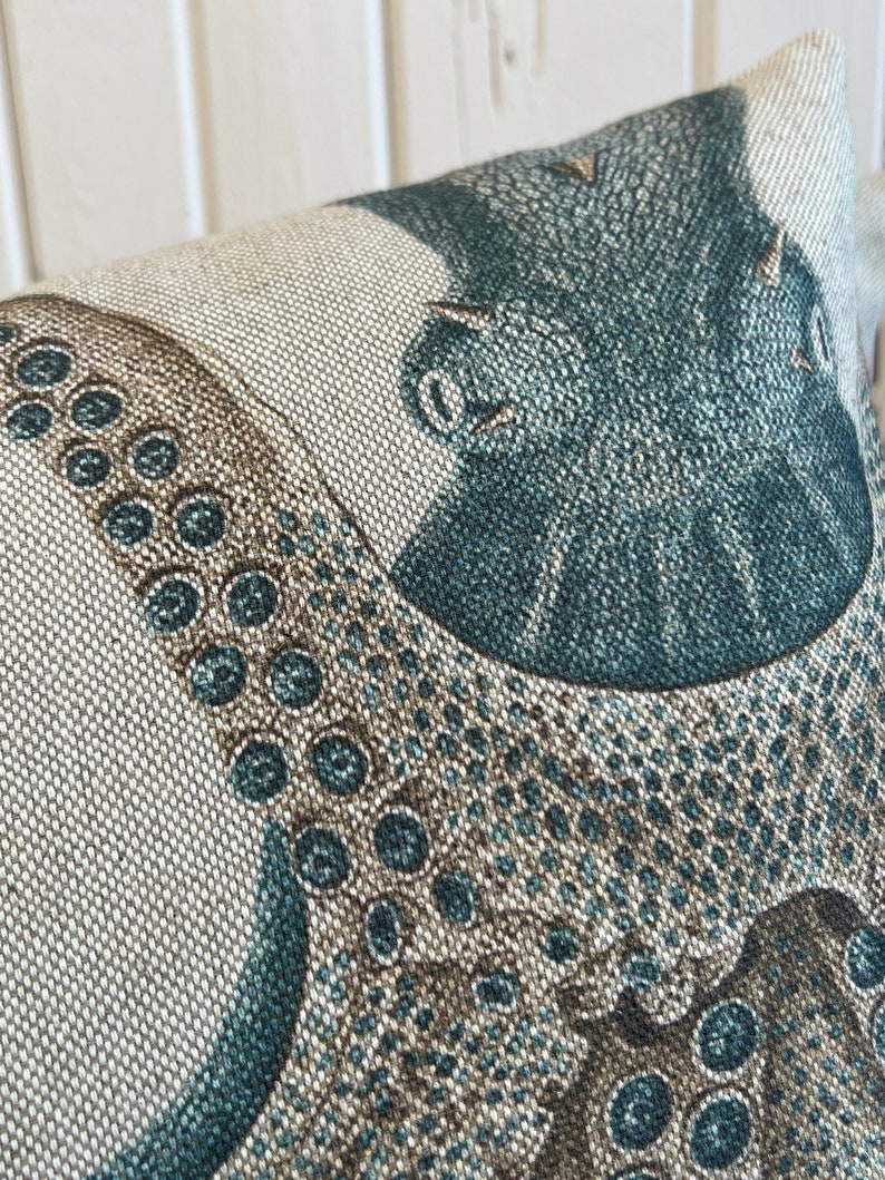 Octopus Throw Pillow Coastal Decor Nautical Cushion - Etsy