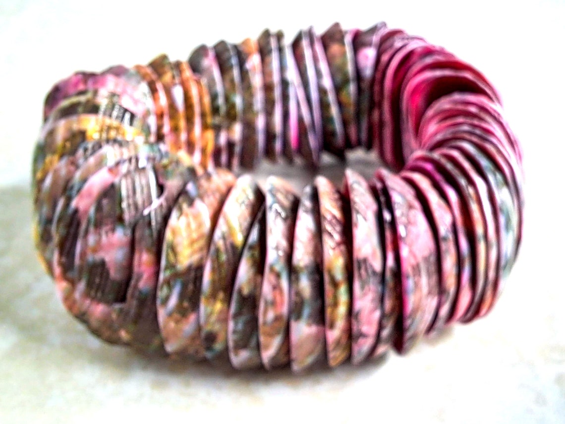 Vintage Purple Calico Shell Stretch Bracelet lavender | Etsy