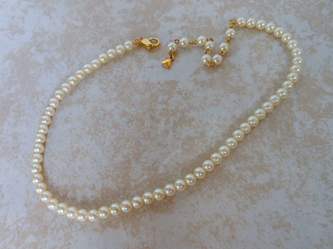 Liz Claiborne Faux White Glass Pearl Glass Necklace , 18 Inch Signed ...