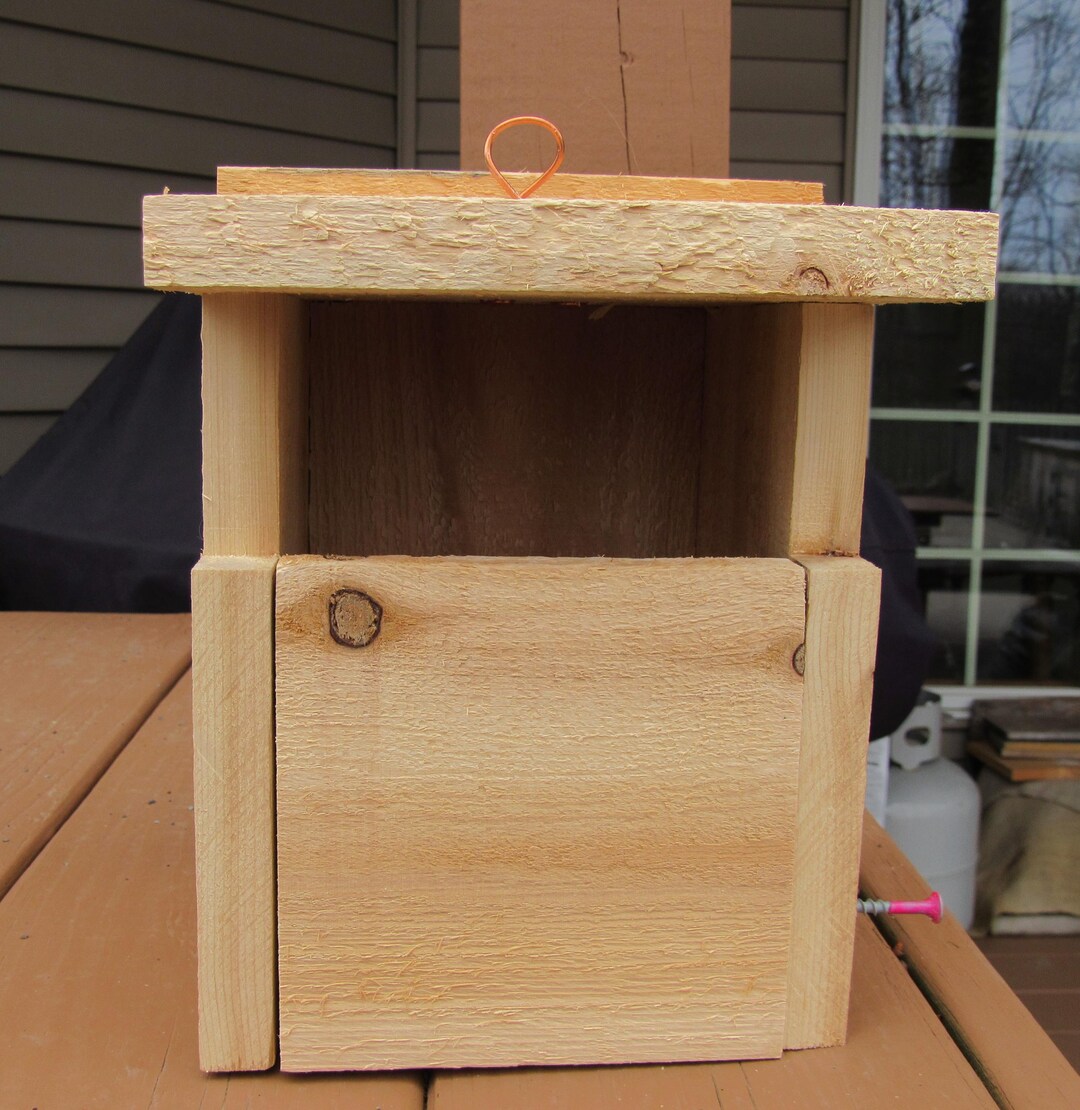 Cedar Carolina Wren Nest Box, Front Opening, Slot Box - Etsy