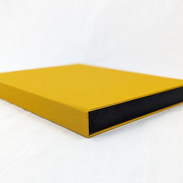 Black Clamshell Box - Etsy