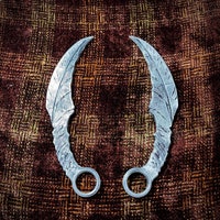 Lucifer Collectors Bundle: 1x Pair of Mazikeen Blades, Wearable Belt ...
