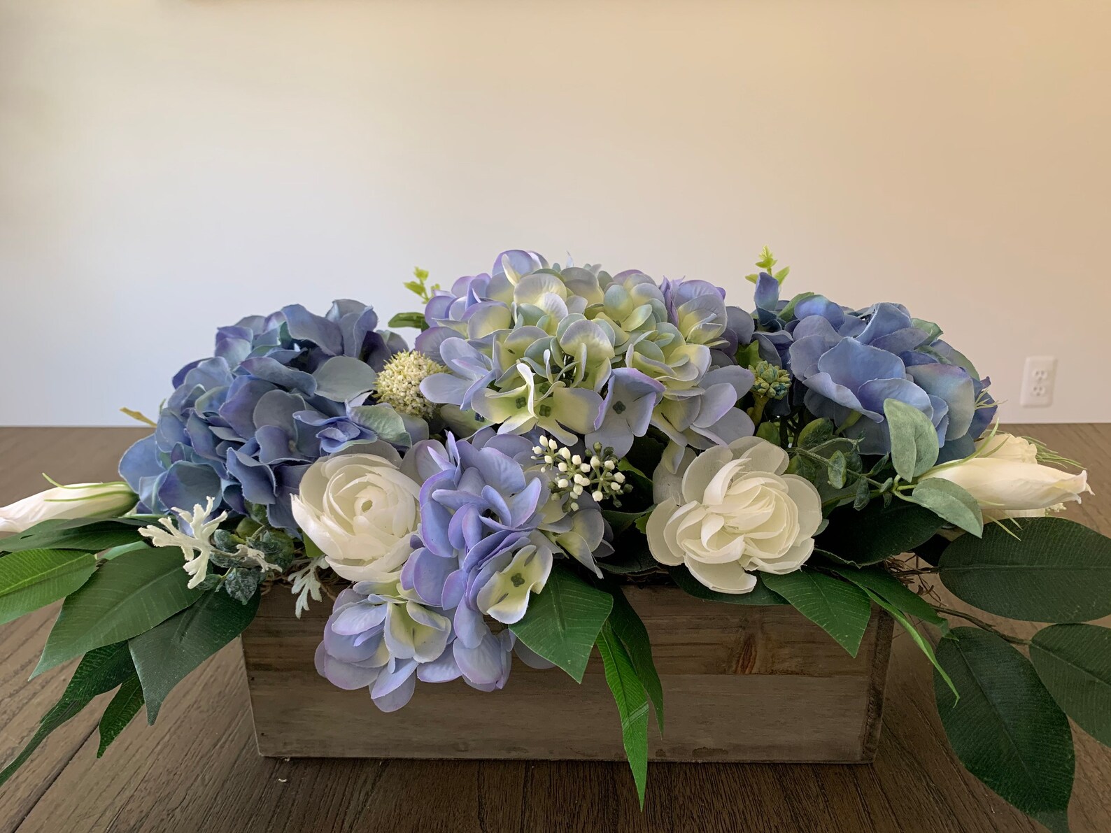Hydrangea Arrangement Blue Hydrangea Centerpiece Wood Box - Etsy