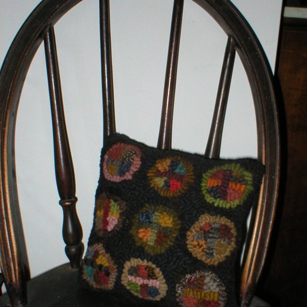 Penny Rug Pillow - Etsy