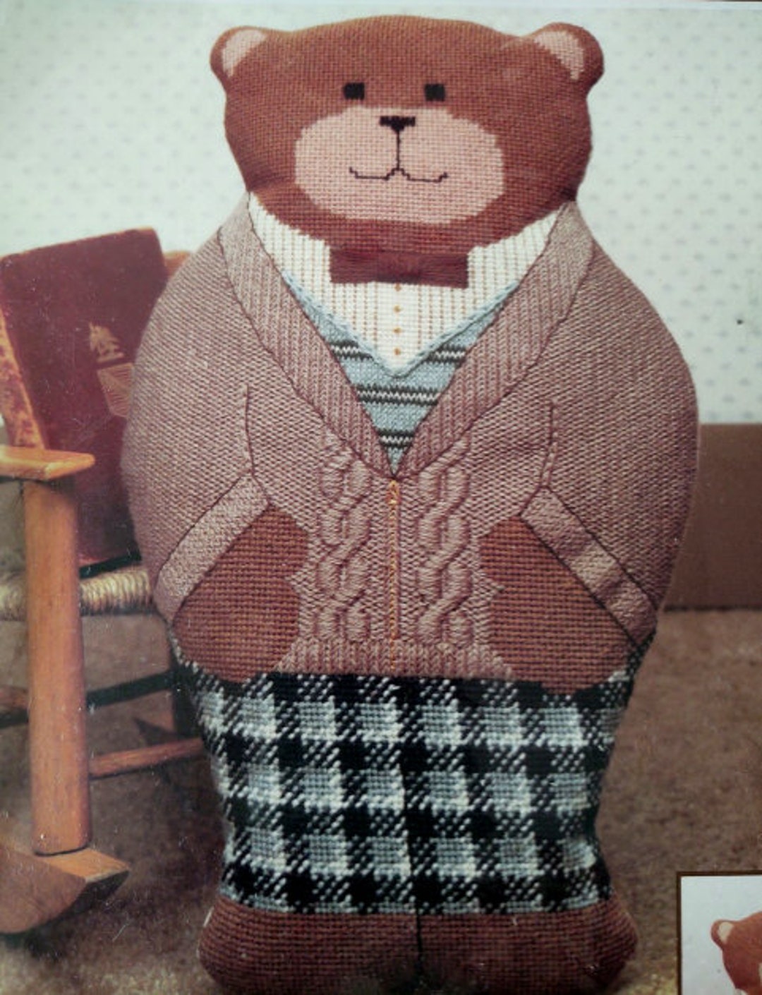 Vintage Papa Bear Needlepoint Pattern and Yarn Beaconhillcollect ...