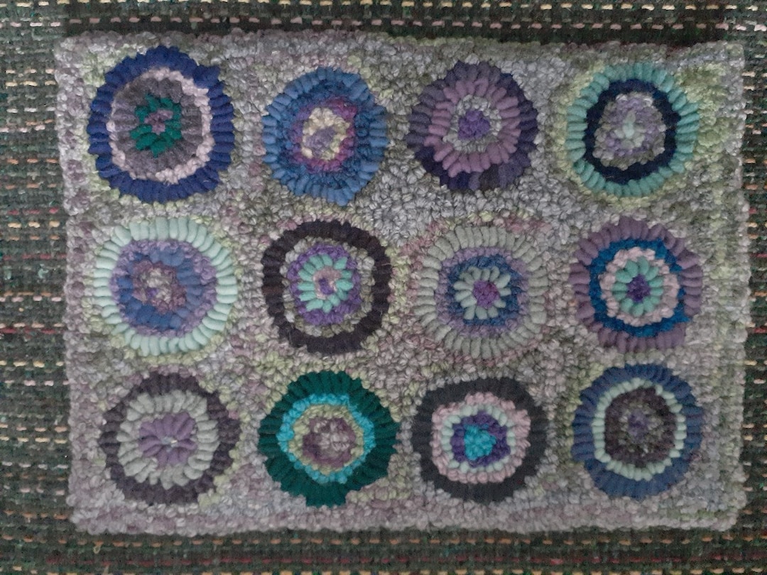Hooked Penny Rug Beaconhillcollect Penny Hooked Rug - Etsy