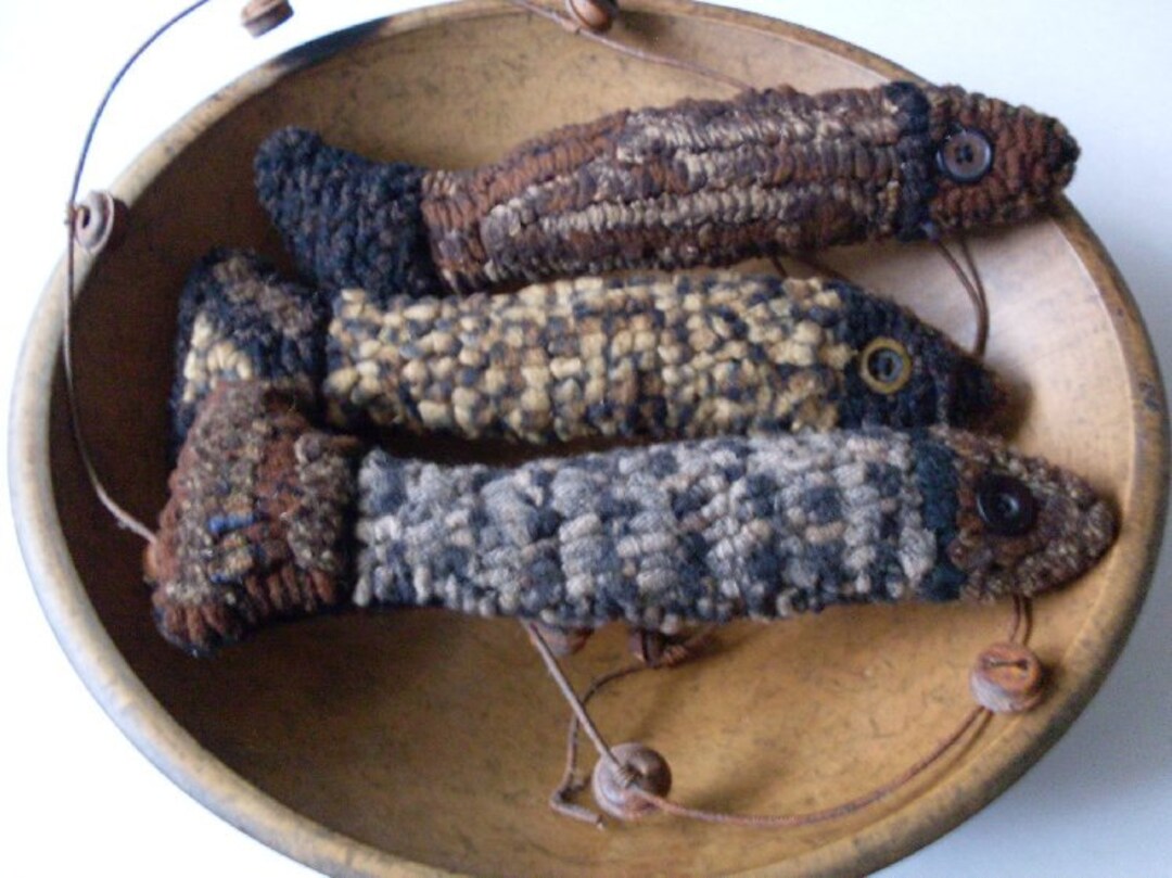 Primitive Hooked Rug Fish PATTERN PDF Format Beaconhillcollect Hooked ...
