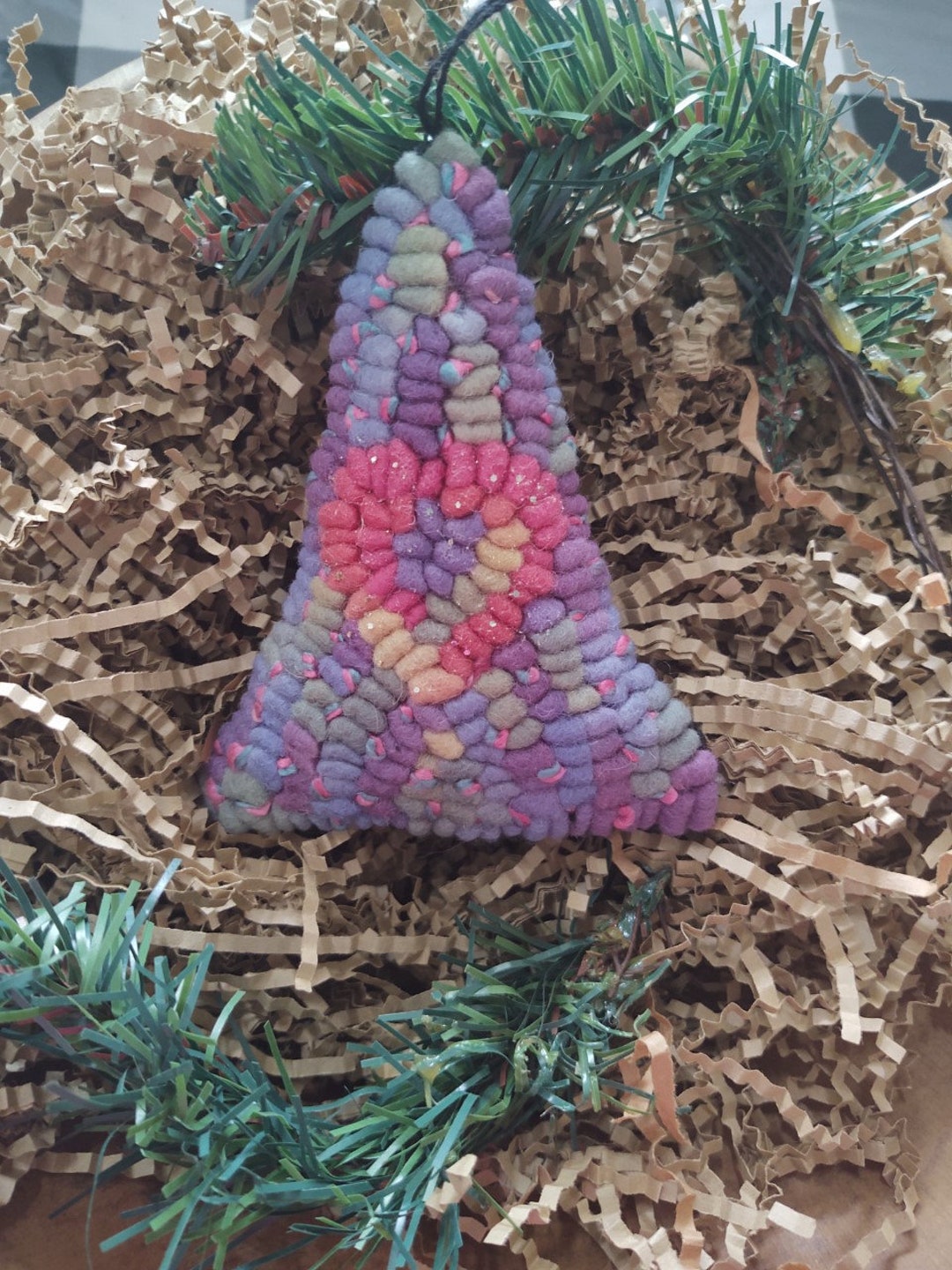 Hooked Heart Tree Ornament Beaconhillcollect Hooked Rug Heart Tree - Etsy