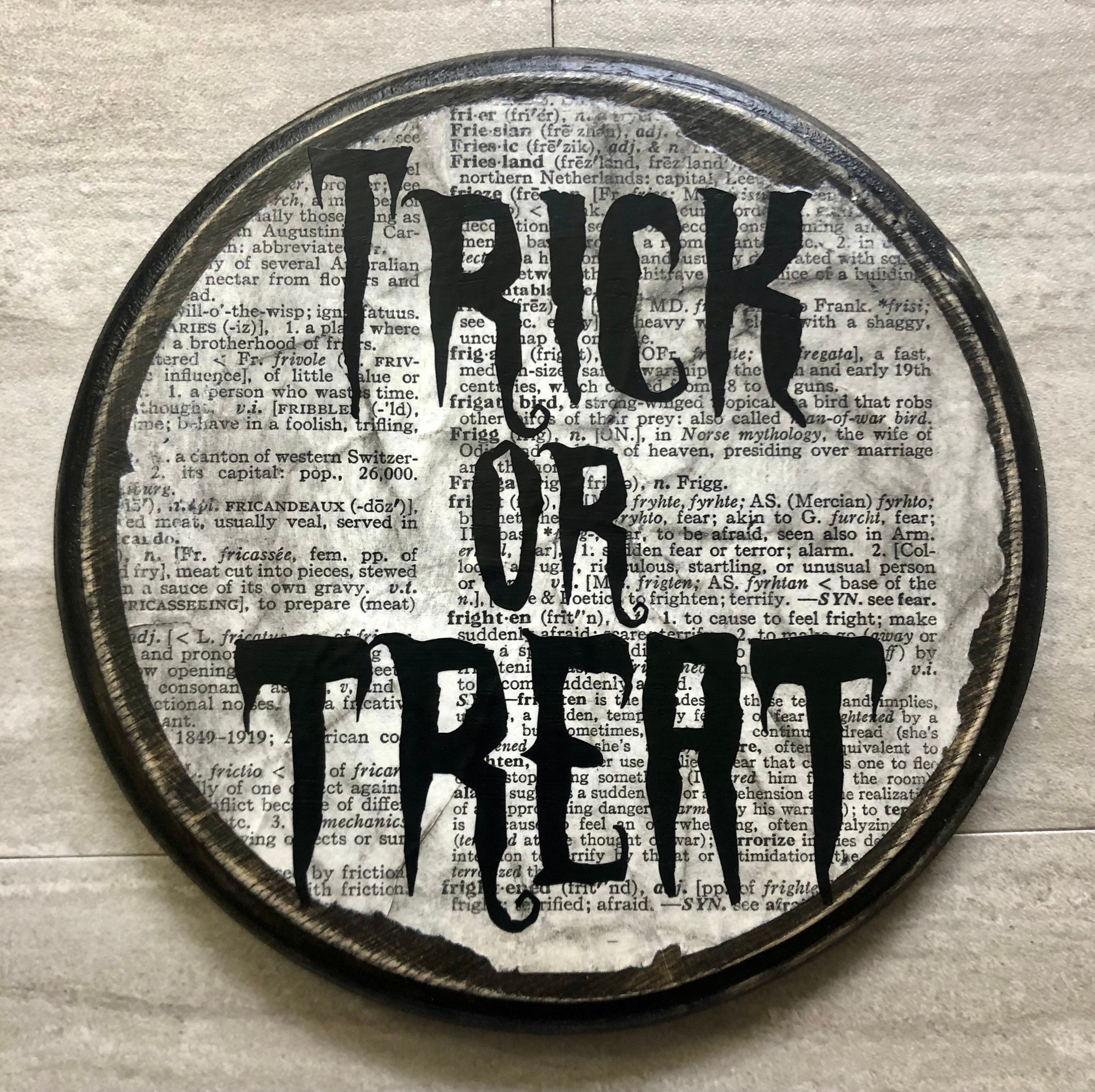 Zombie art, Creepy art, Zombie décor, Zombie gifts, Halloween wood sign ...