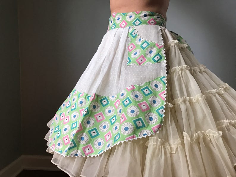 Vintage Swiss Dot Mid Century Apron - Etsy