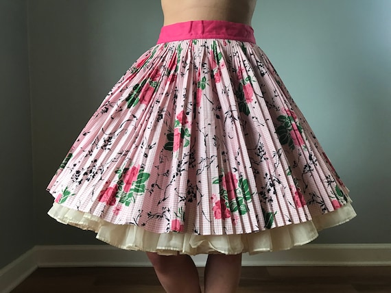 Vintage Pink Gingham Floral Pleat Apron | Etsy