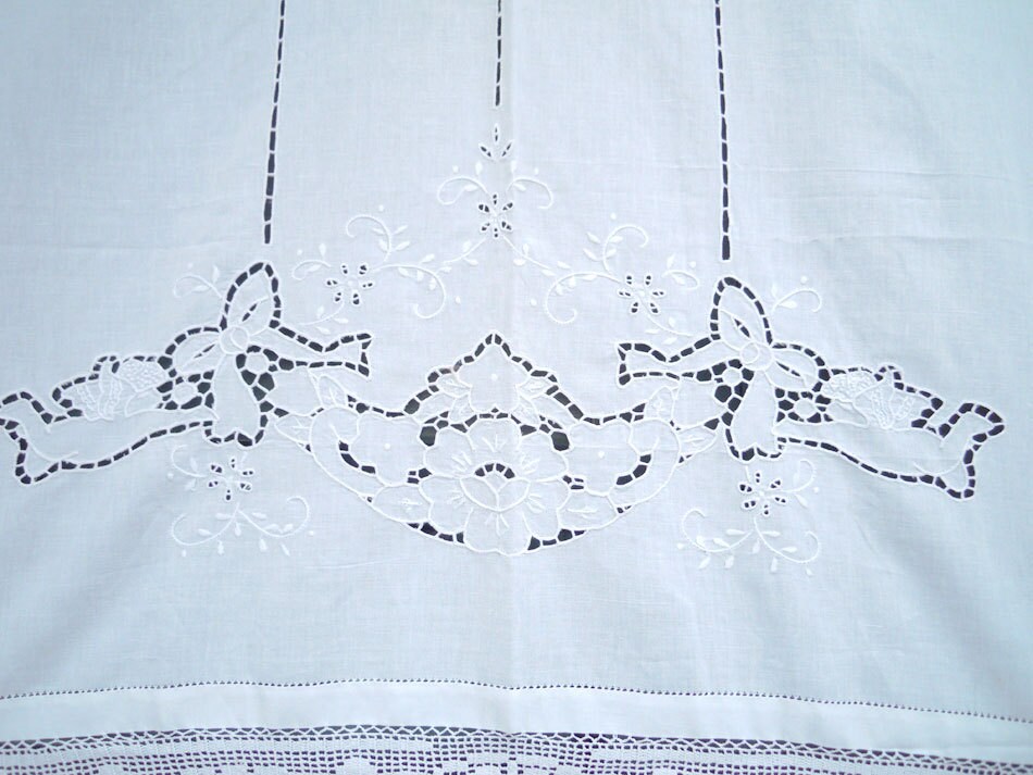 Handmade Curtain With Cutwork, Embroidery and Lace Great Handiwork ...