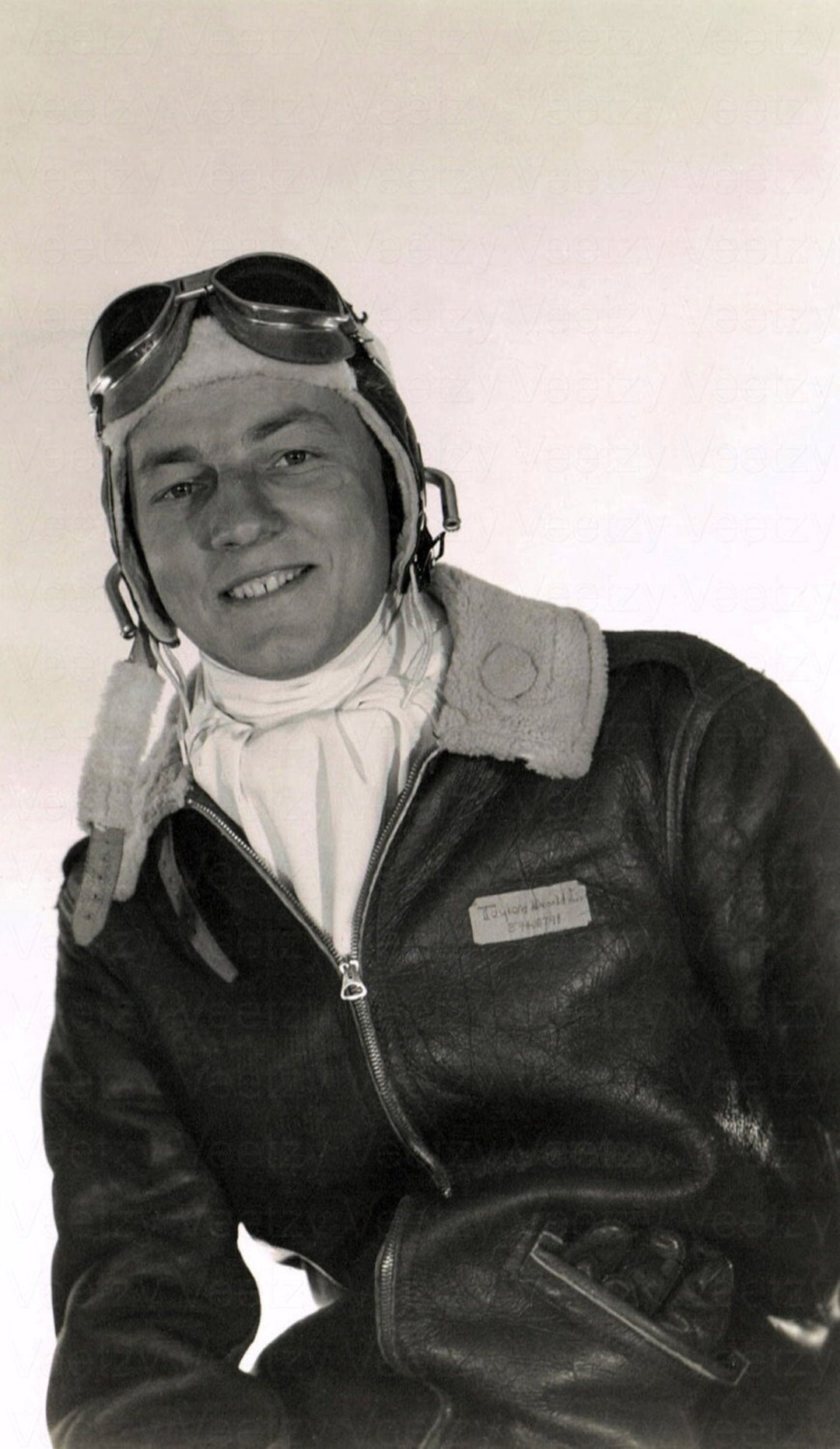 1950s Pilot Photo: Vintage Soldier in B-10 Jacket (digital Download) - Etsy