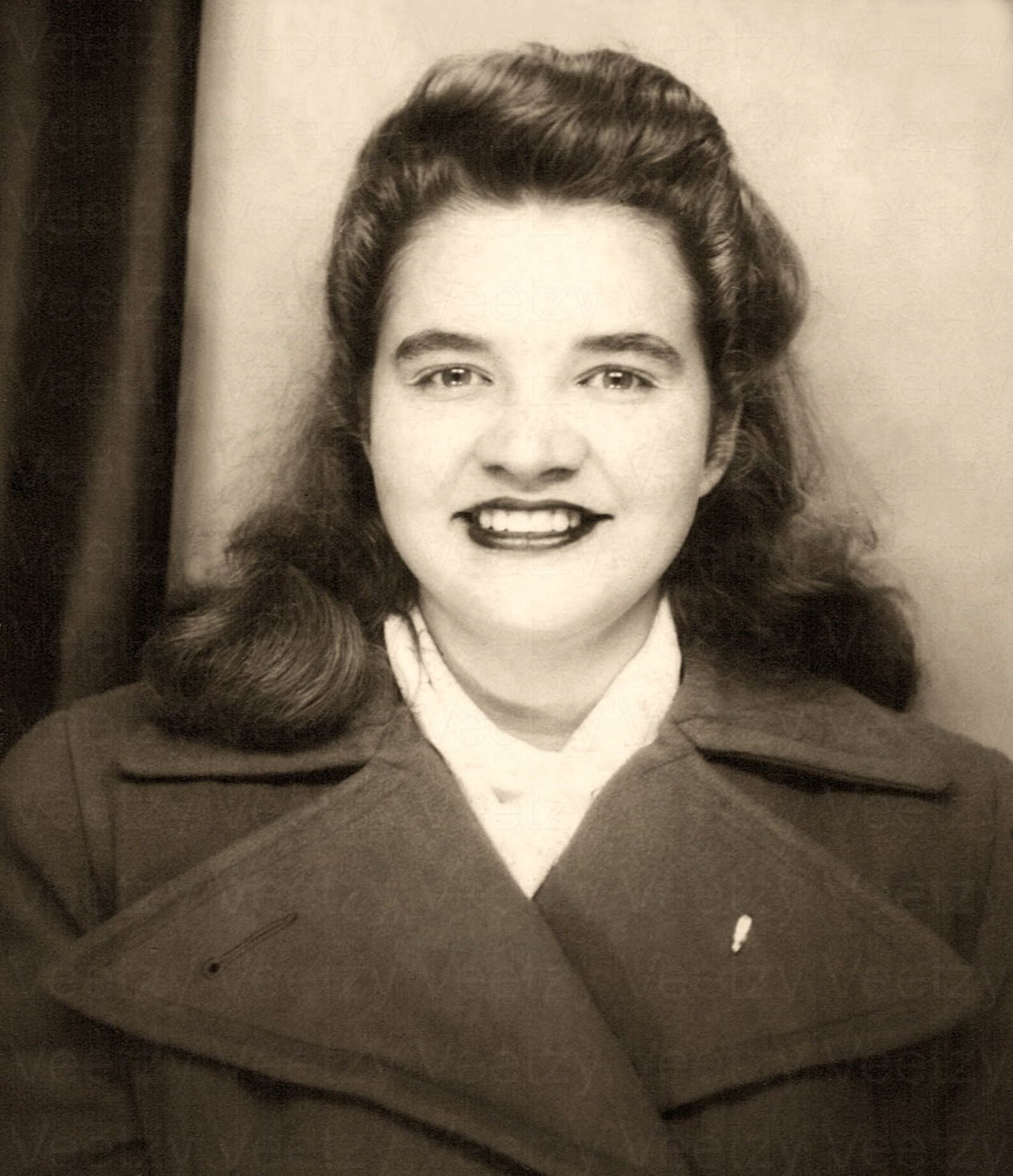 Digital Download 1950s Woman Lady Pretty Face Sweet Smile Winter Coat ...