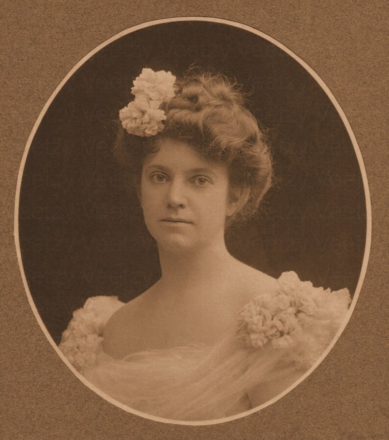 Digital Download Victorian Woman Beautiful Lady Elegant Dress Studio ...