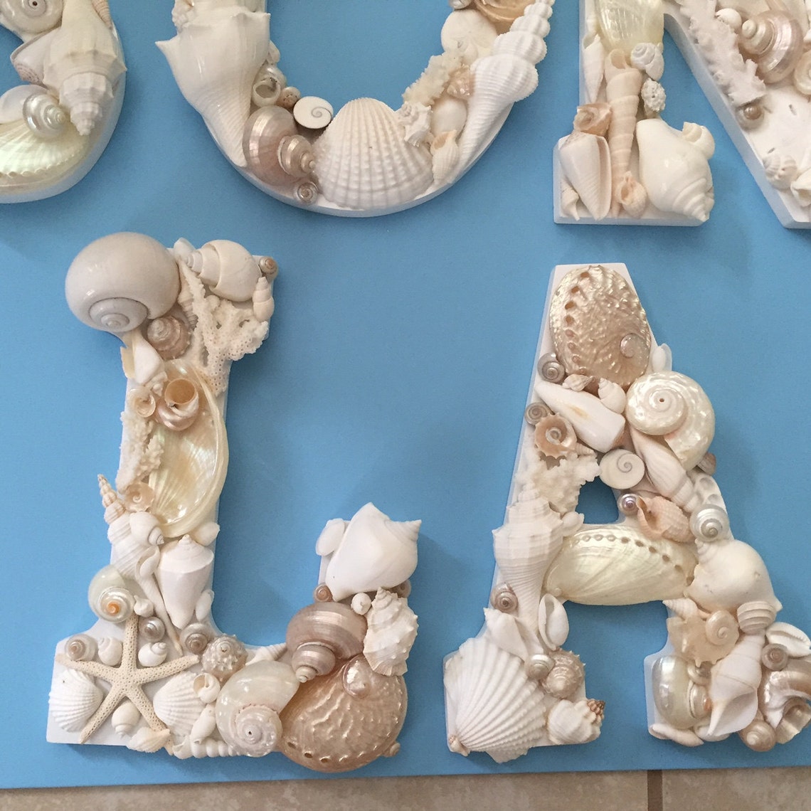Beach Decor Shell Letters sons De La Mer - Etsy
