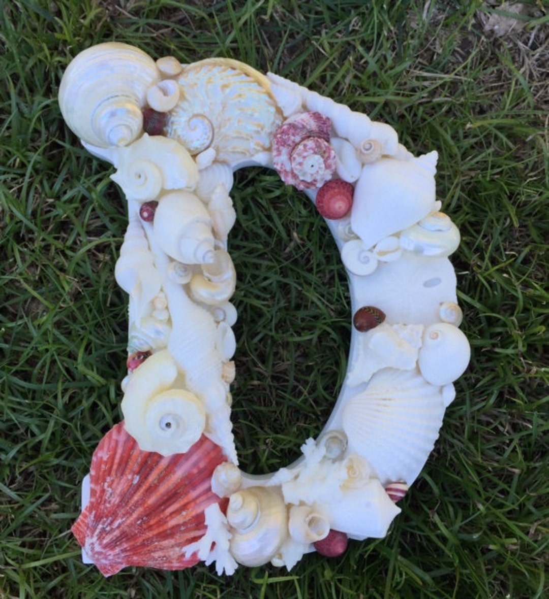 Beach Decor Shell Letter - White and Red Colored Shell Letter - Shell ...
