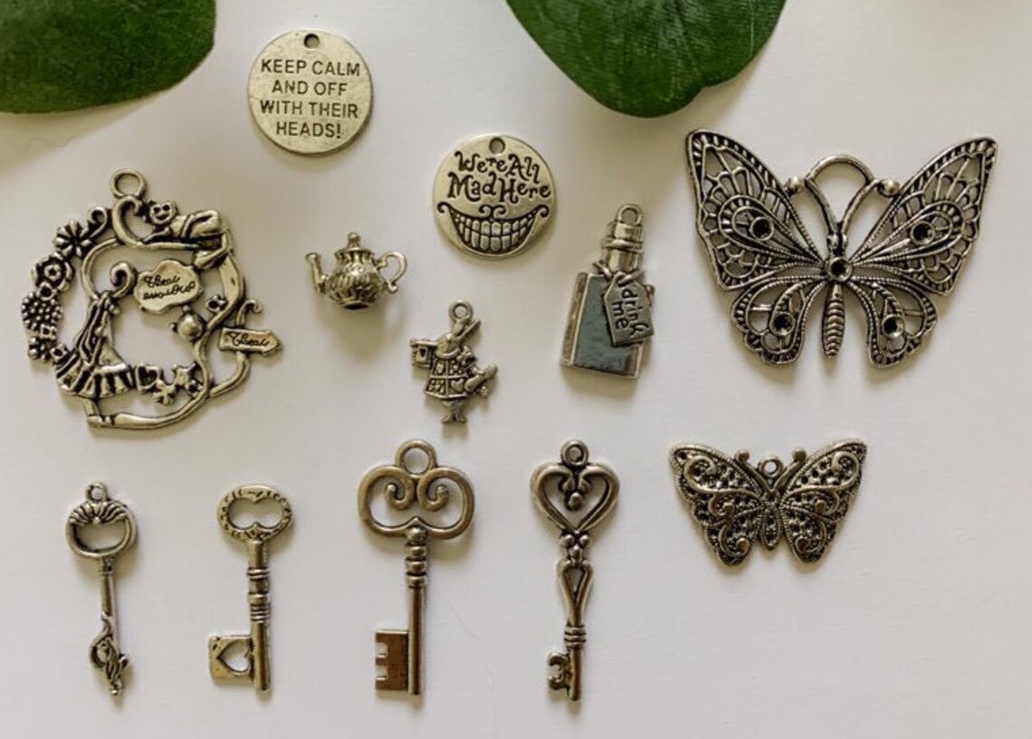 Alice in Wonderland Ribbon Bookmark - Etsy